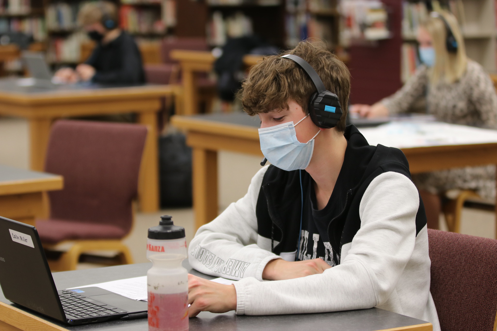 Research students participate in mock interviews - Hillcrest Ravens